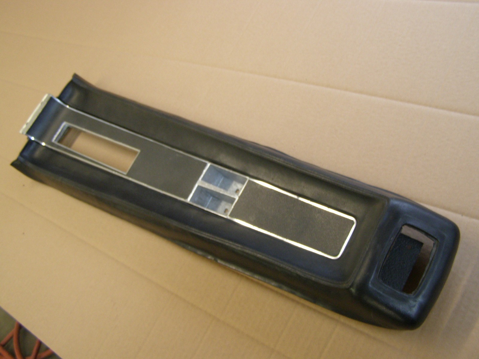 1968 Ford Mustang Center Console Pad w/ Trim Insert | Black | Automatic ...