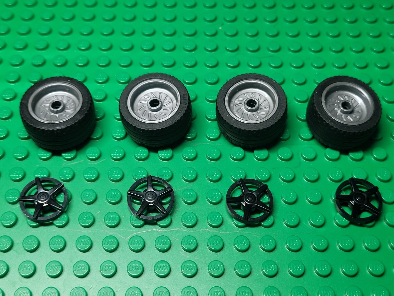 Lego 4x 18977/66727 with car Trims/Hubcaps Various Colours | eBay