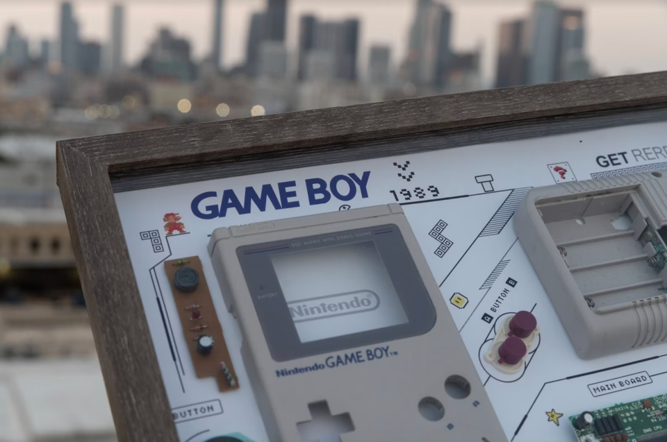 Disassembled Original Gameboy With Frame, Disassemble Gameboy Teardown ...