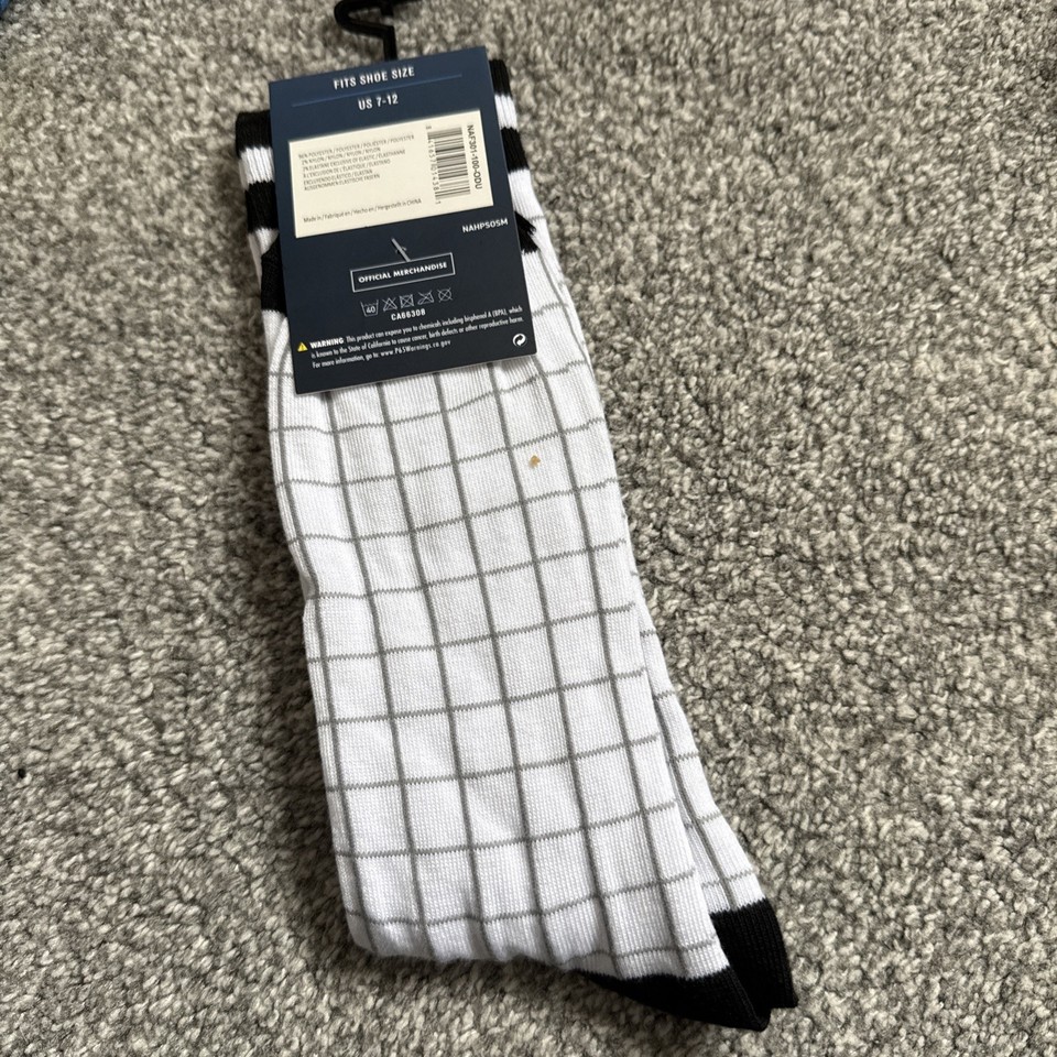 NASA SPACE SERIES Men's Size 7-12 OSFM Socks White Black Grid Pattern ...