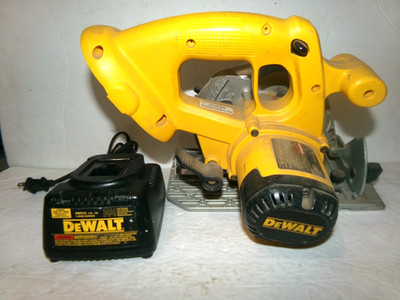 DEWALT DC390 6 1/2" CORDLESS 18V CIRCULAR SAW W/ BLADE & CHARGER ...