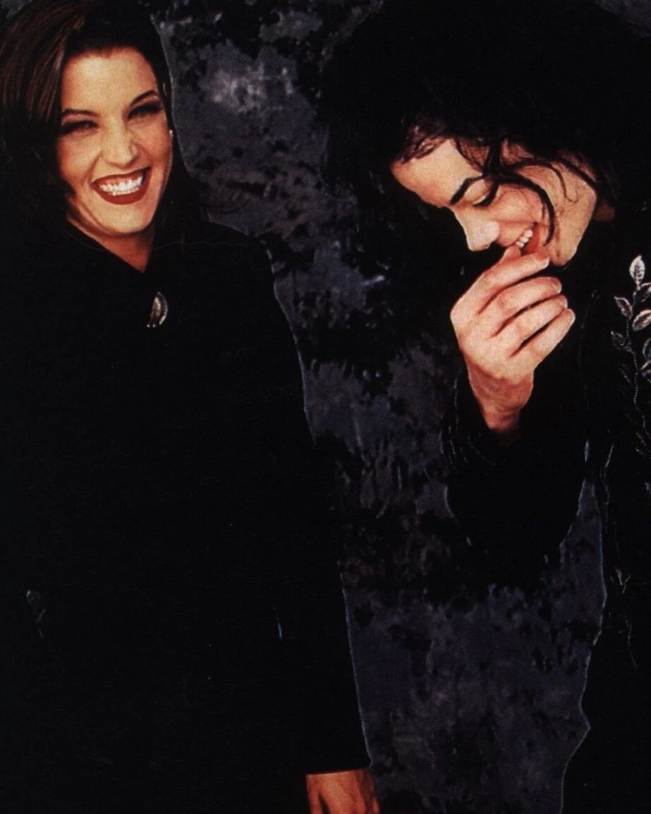 Lisa Presley And Michael Jackson