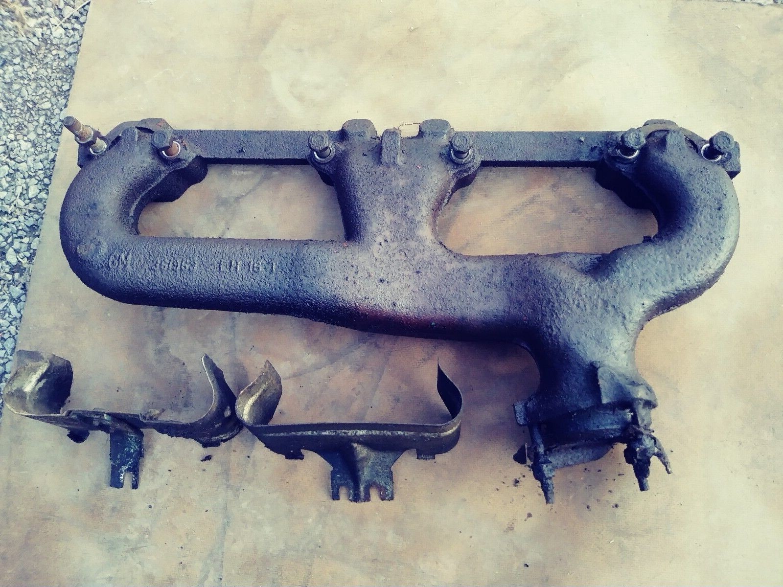 Chevrolet Exhaust Manifold 361963 Camaro Chevelle Monte Malibu 350 305 ...