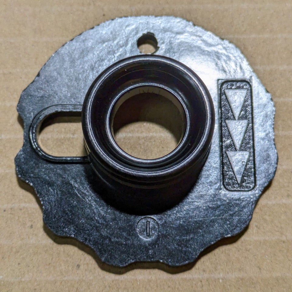 Vintage SINGER TOP HAT B Cams, Fashion Decorative Stitch Discs, Zig-Zag ...