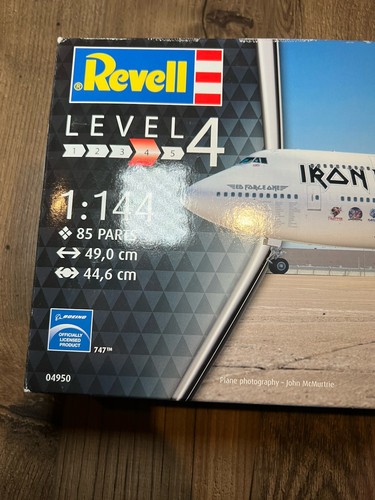 Revell 03780 Iron Maiden Boeing 747-400 "Ed Force One" - 1:144 model ...