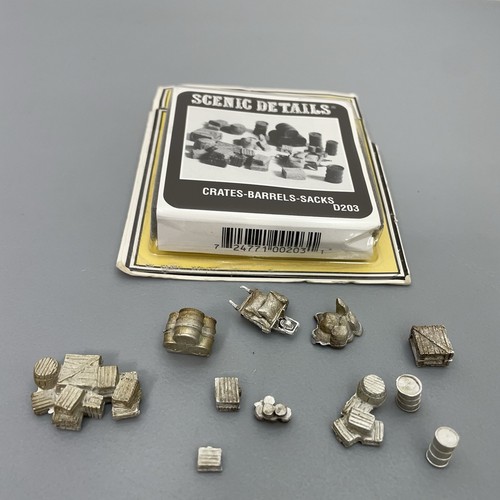 Vintage Woodland Scenics HO Scale Crates Barrels Sacks Bags Metal | eBay