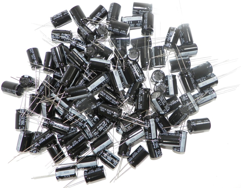 Rubycon BXA Radial Electrolytic Capacitor 33uF 200V 20% Tolerance 100 ...