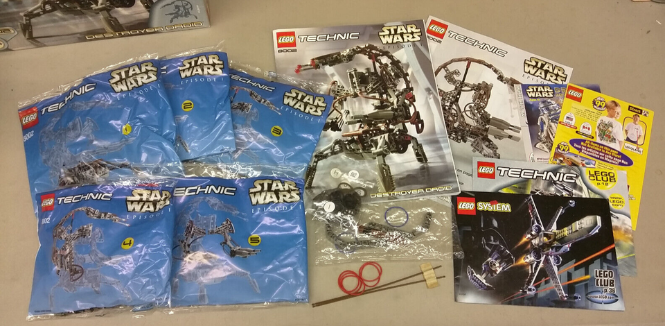 LEGO Star Wars 8002 Destroyer Droid NEW! Works! Droideka Cannons ...