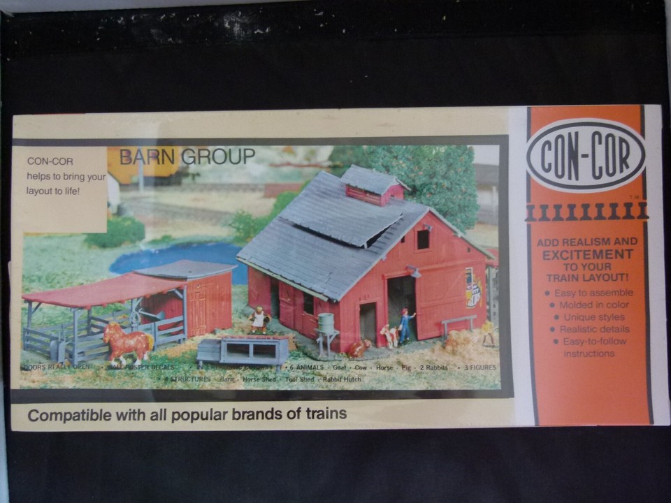 Various HO Scale Farm Buildings - different manufacturers - all unbuild ...