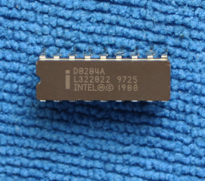 5pcs D8284A CPU System Clock Generator DIP-18 | eBay