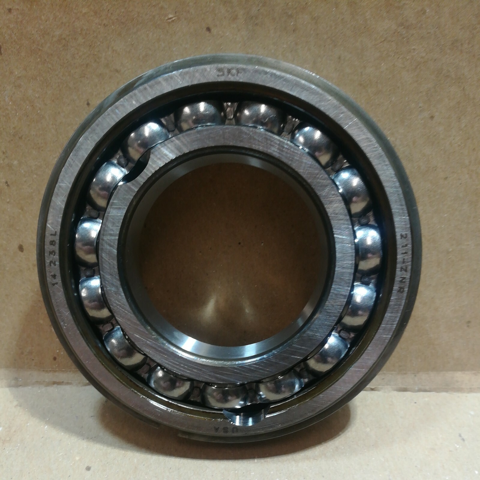 SKF 211-znr Deep Groove Ball Bearing 55 X 100 X 21 Mm Steel Seal on 1 ...