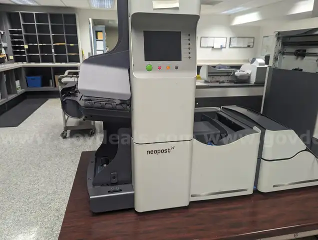 Neopost Si-82 High Volume Folding Inserting Machine | eBay