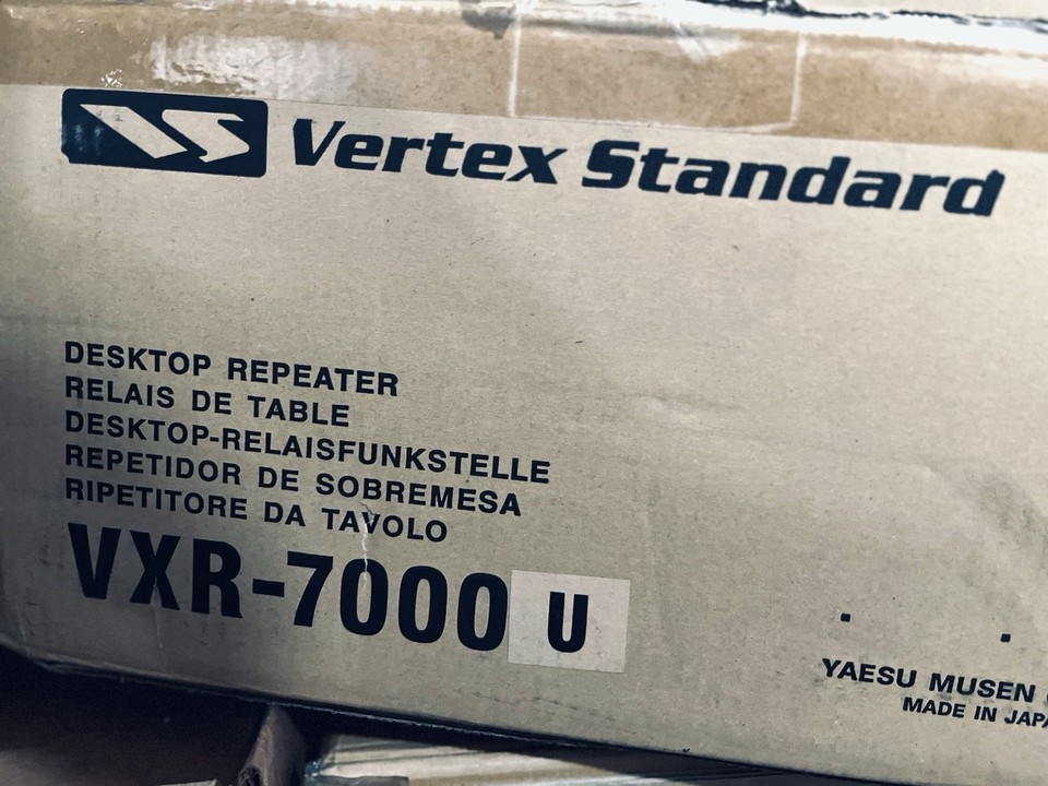 Vertex Standard VXR-7000 UHF Desktop Analog Repeater Black | eBay