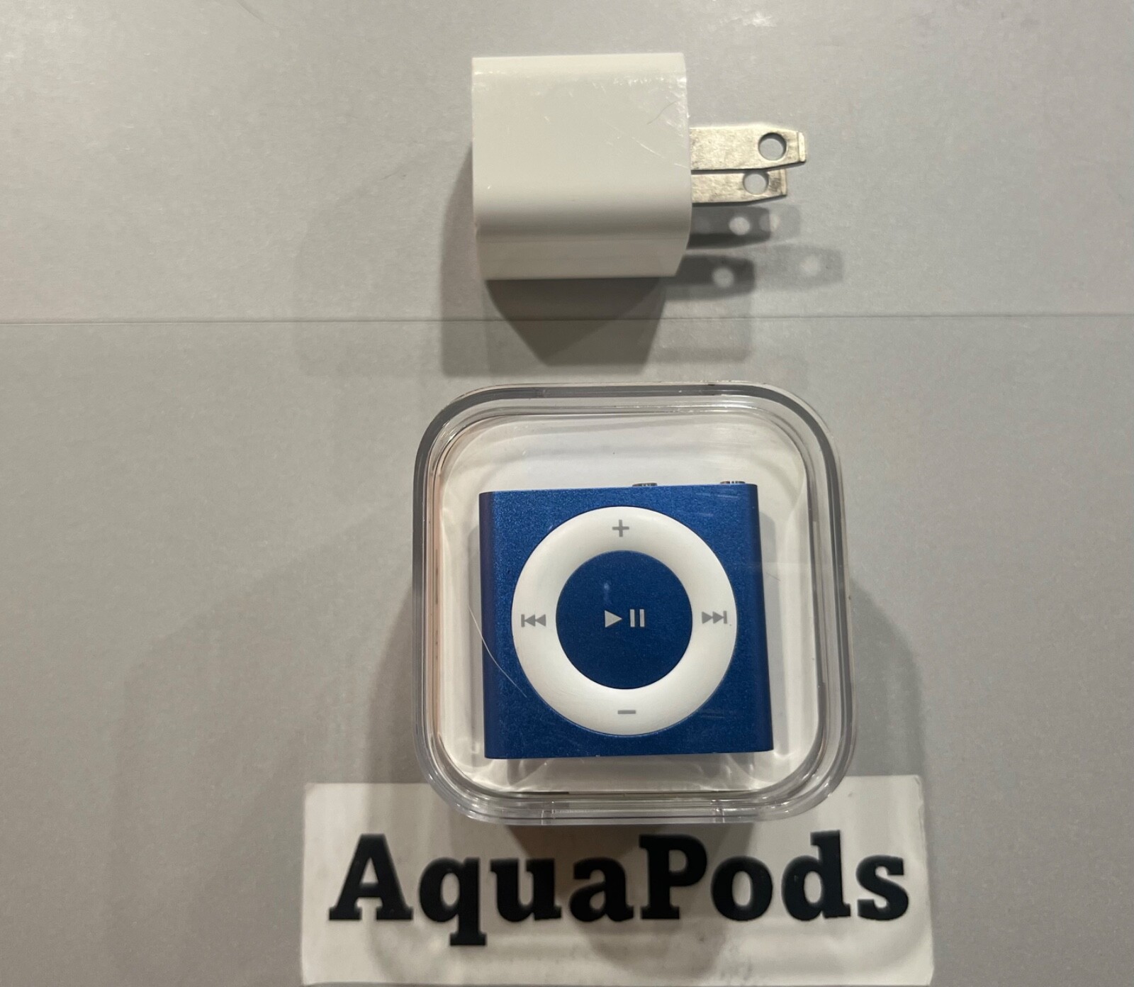 NEW-Apple iPod Shuffle - 2GB 4th Generation - New In Box | eBay