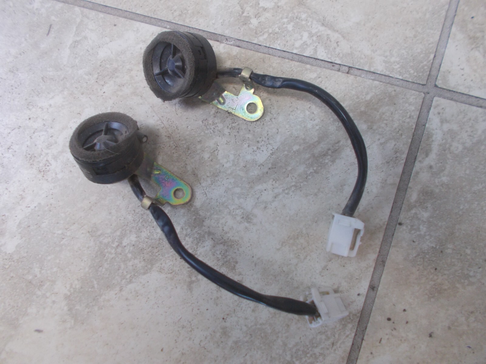 Toyota RAV4 RH LH Stock Front Door Tweeter Speakers 01 02 03 04 05 Used ...