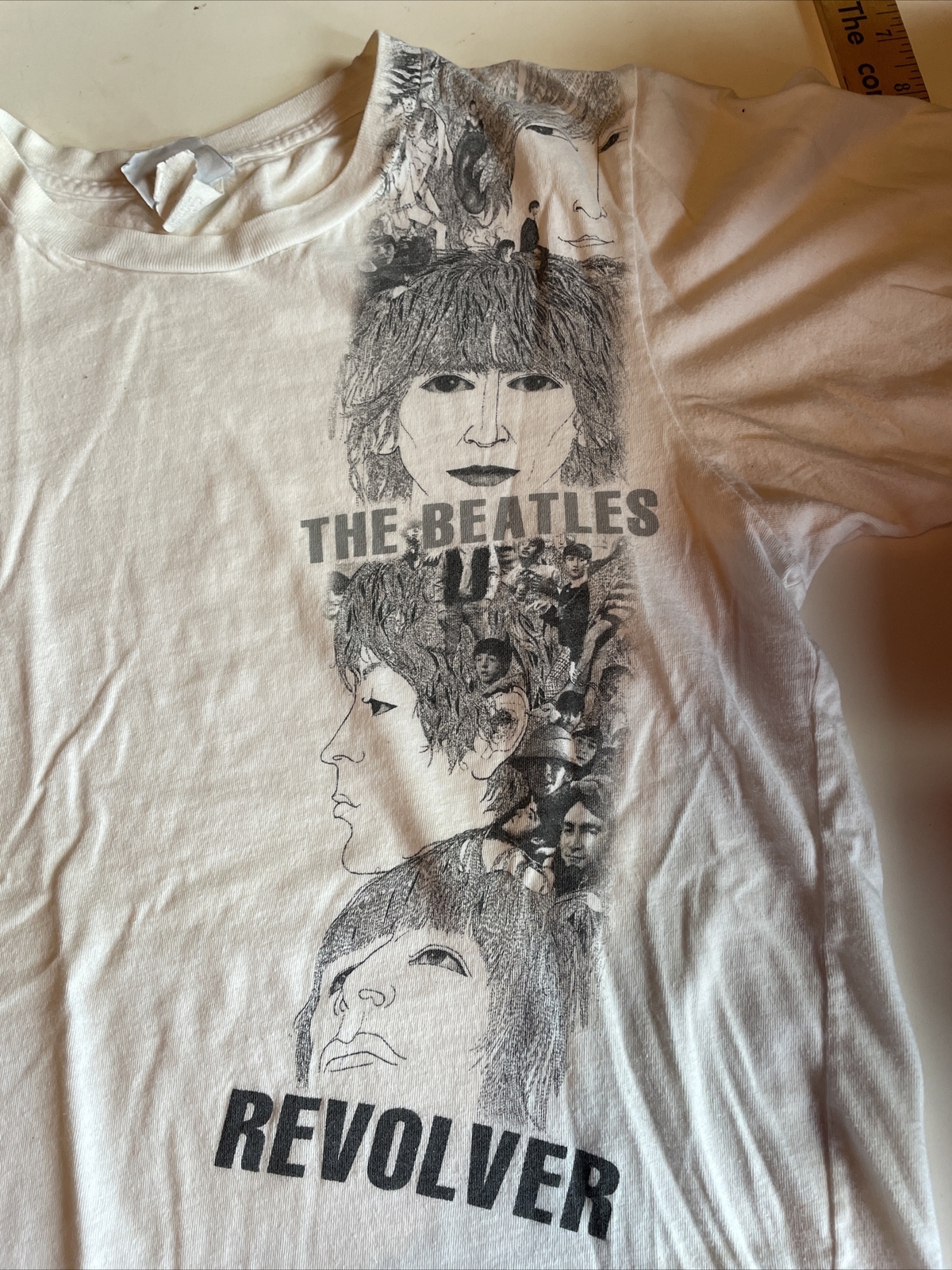 THE BEATTLES REVOLVER WHITE TSHIRT SIZE SMALL - Gem