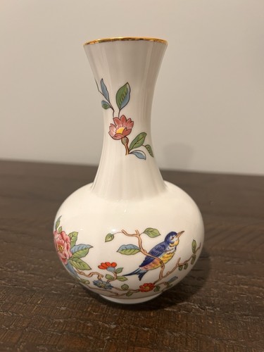 Vintage AYNSLEY Fine English Bone China Pembroke Gold Trimmed Vase ...
