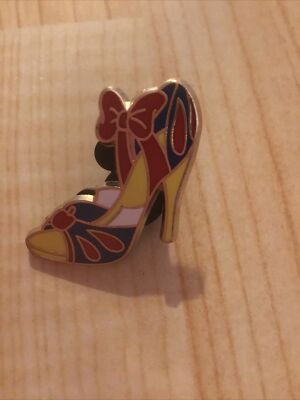 Snow White Princess Shoe High Heel Collection Individual Disney Trading ...