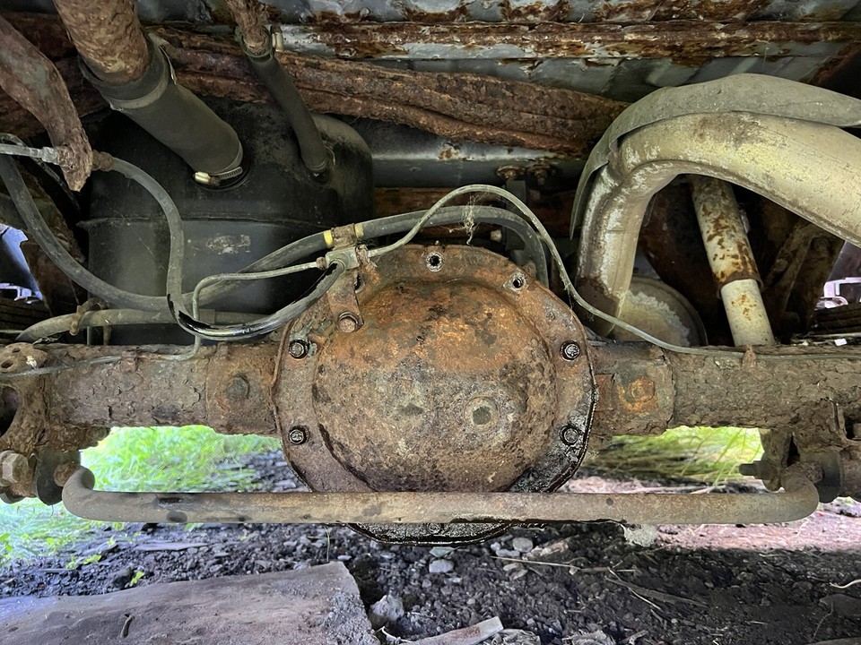 REAR DIFFERENTIAL 92-99 Chevy Tahoe Suburban REAR AXLE 3.73 LSD 10 Bolt ...