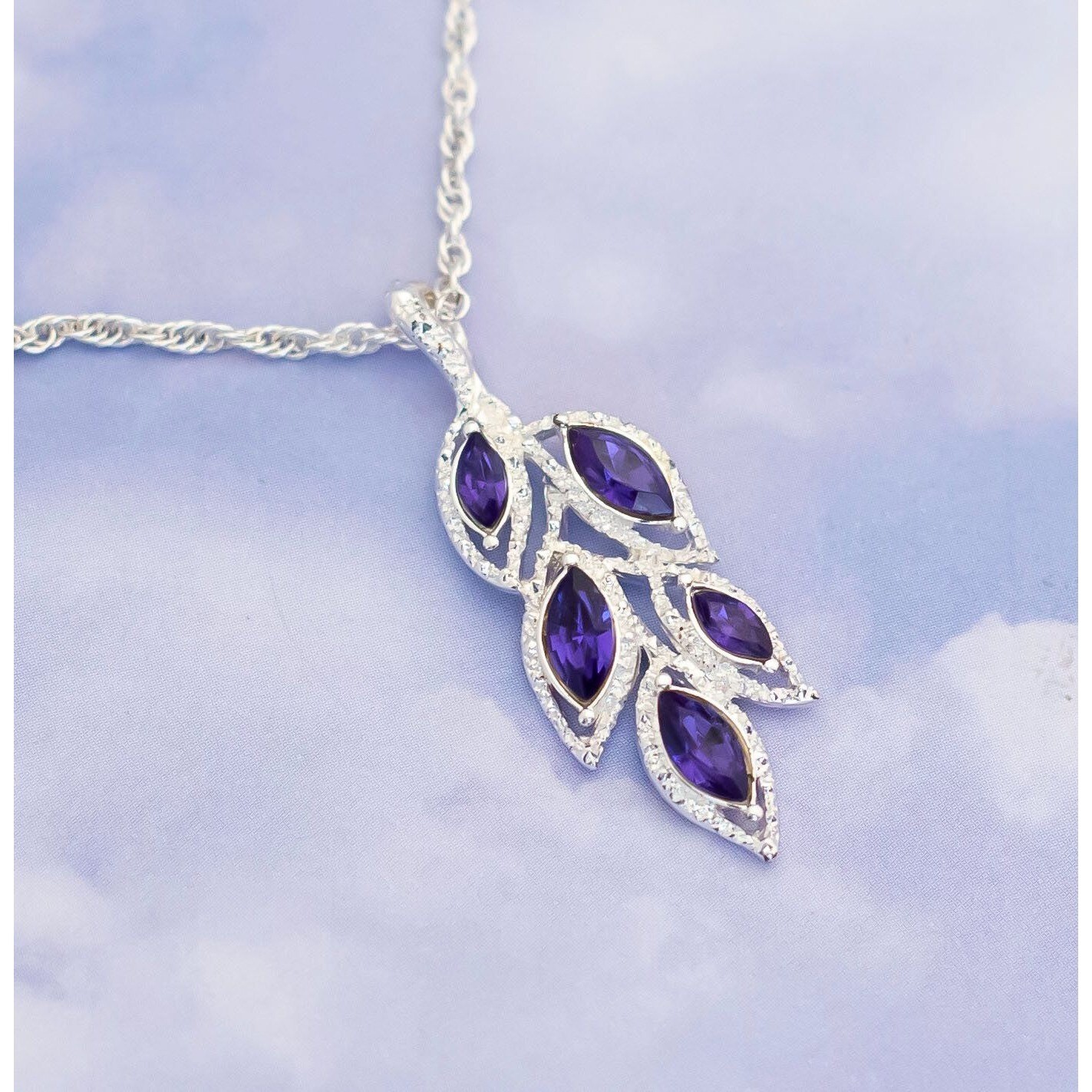 Vintage Blue Gemstone Silver Tone Pendant Necklace by Avon 18 Inches ...