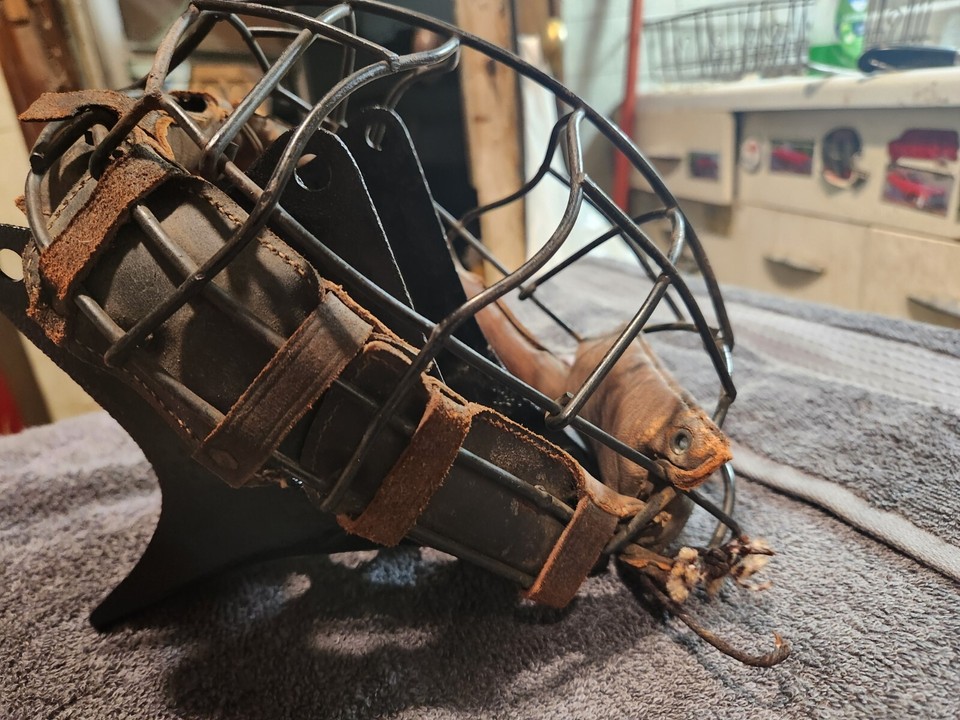 VINTAGE ORIGINAL ANTIQUE 1920S-30S BASEBALL CATCHERS MASK IN EXCELLENT ...