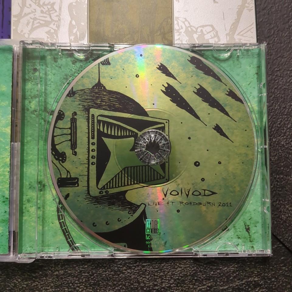 VOIVOD - Target Earth 2 CD Boxed Set #/1000. With Postcards Sticker ...