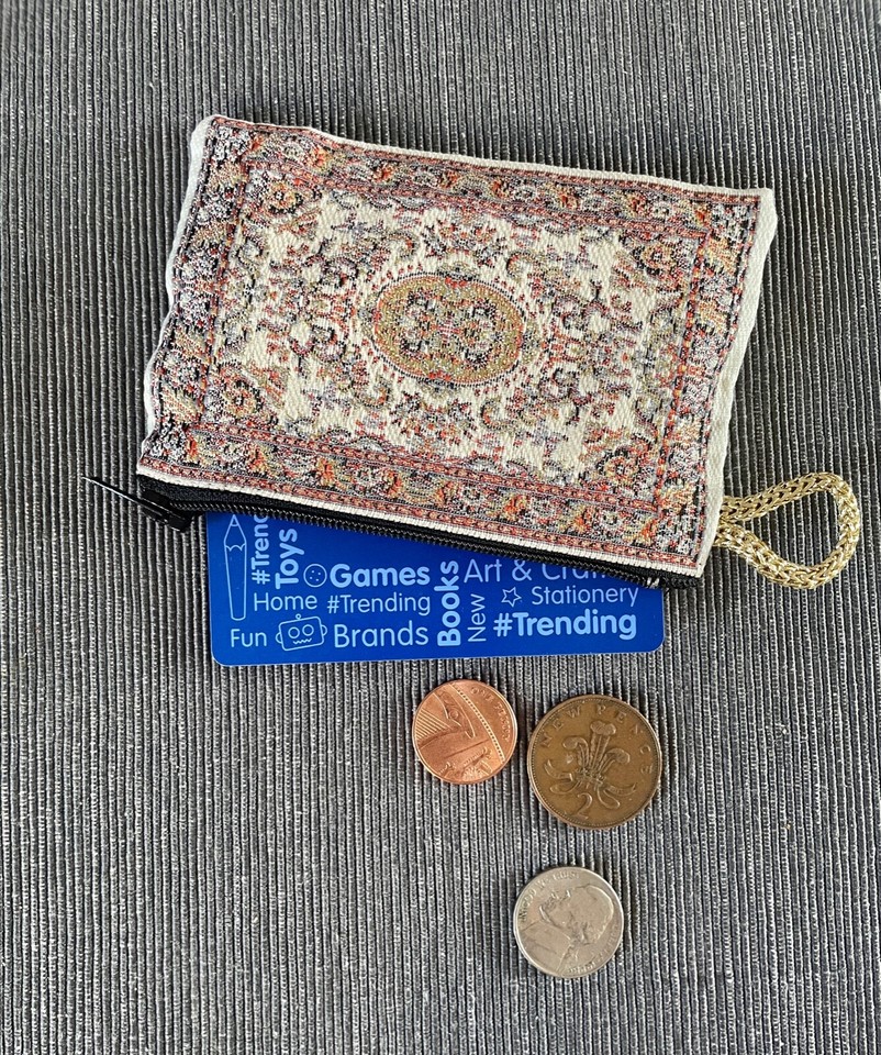 Beige Coin Bag, Oyster Case, Mini Storage Purse, Card Holder ...