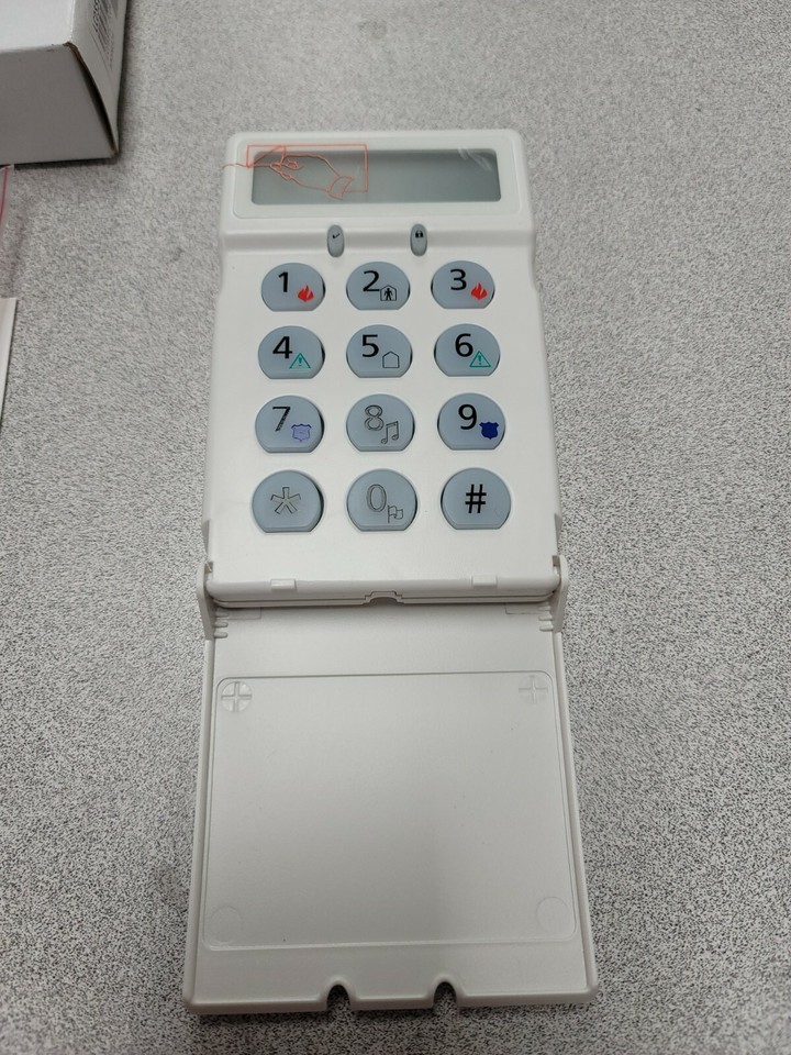 DSC LCD5511 PowerSeries Slim Line LCD Icon Keypad for PC1616 PC1832 ...