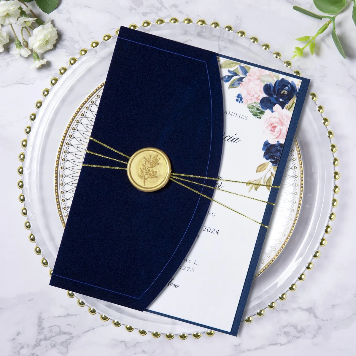 Tarjetas De Invitación De Boda En Azul Real Y Blanco