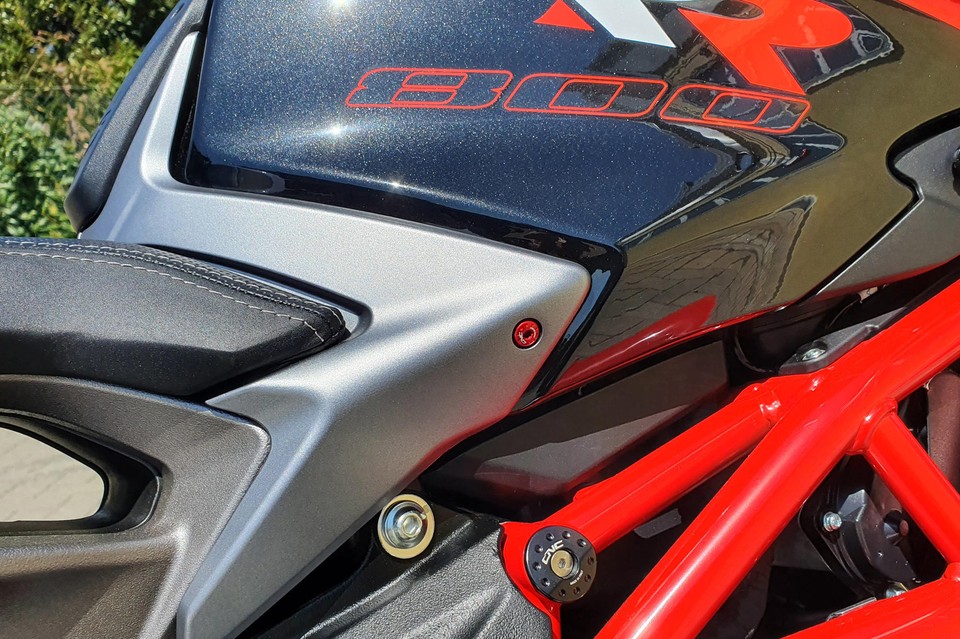 CNC Set Screws Side Panels Tank Mv Agusta F3 675 RC E4 2017-2019 Red | eBay