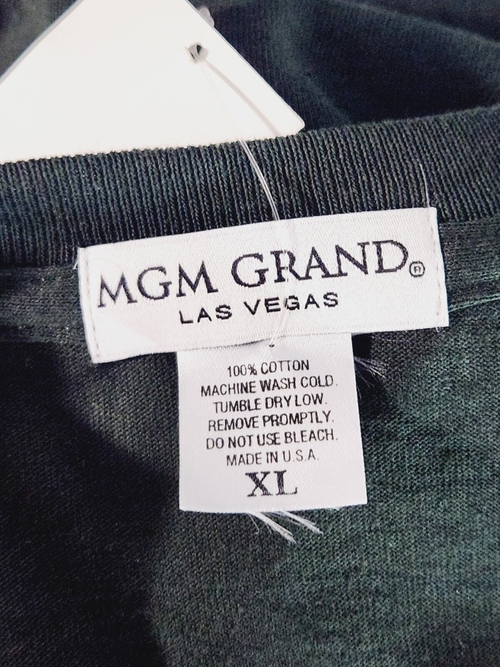 Mens Vintage MGM Grand Las Vegas with Lion Green Graphic T-shirt Size ...