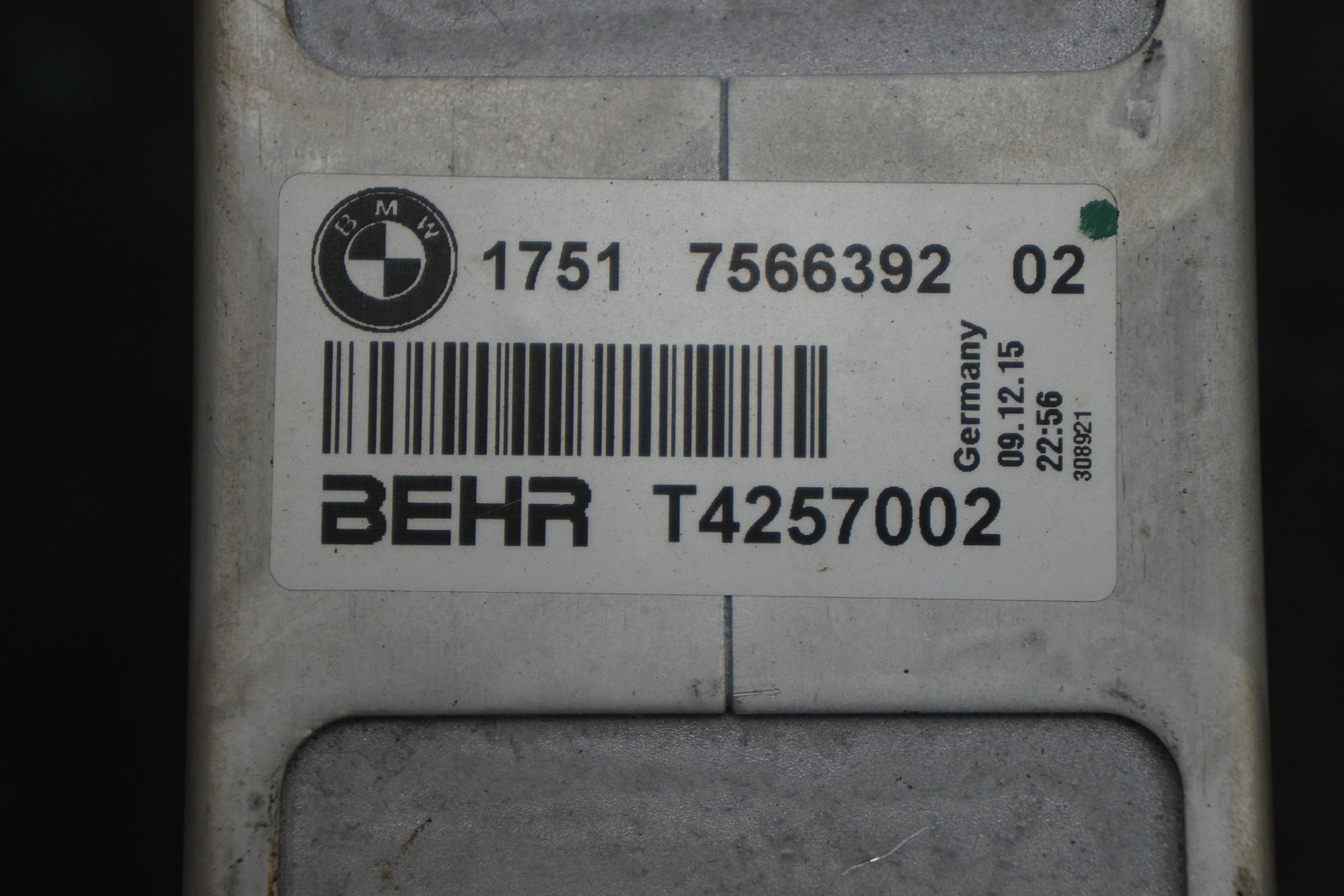 Right Turbo Intercooler Throttle Valve 17517566392 13547566243 Rolls ...