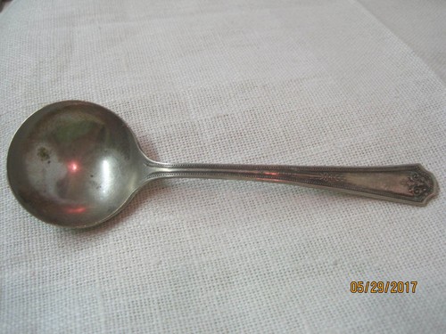 Vintage 1928 Oneida Vernon Silver plated Bouillon Soup Spoon Thelma ...