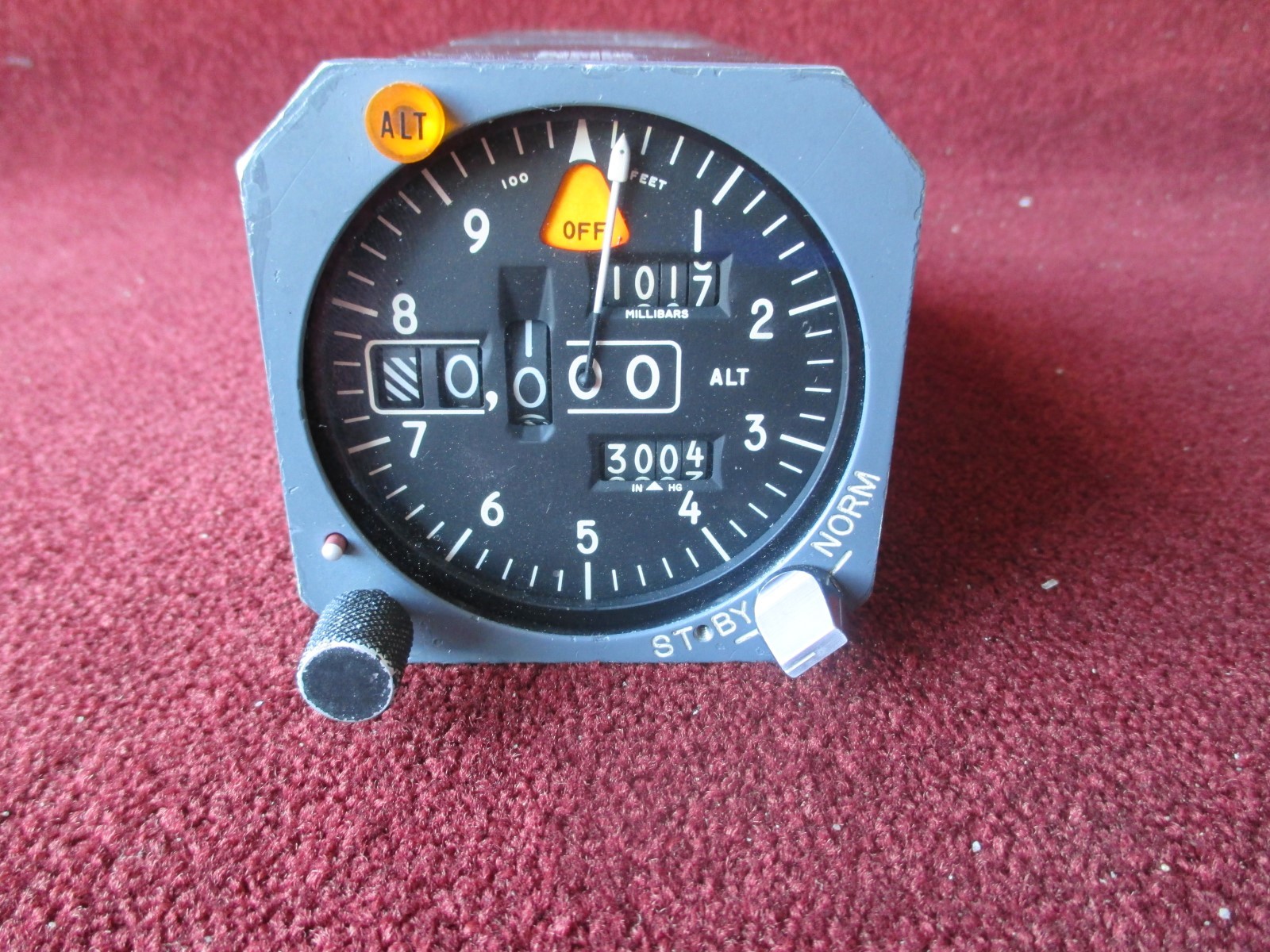 Intercontinental Dynamics Corps TN 518 Encoding Altimeter PN 16007-187 ...