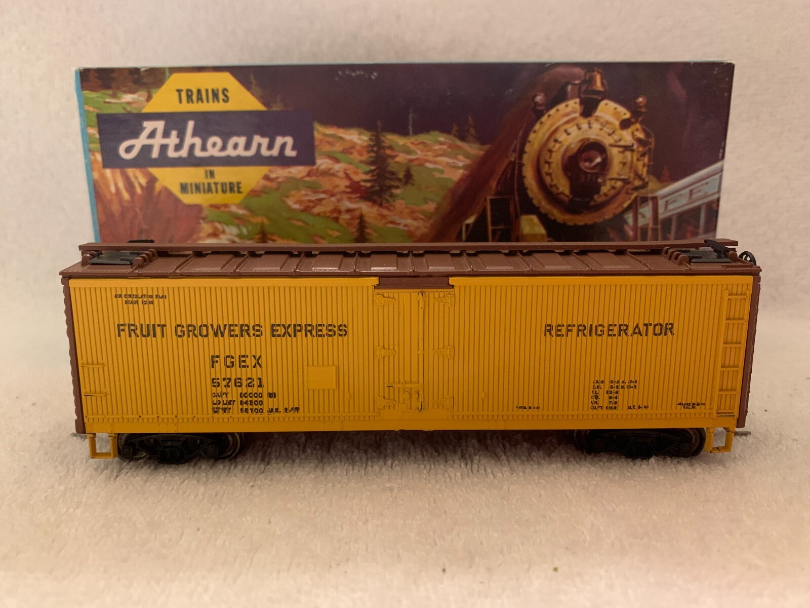 Athearn #5218 HO Scale FGEX 40' Wood Reefer #57621 KDs & Metal Wheels ...