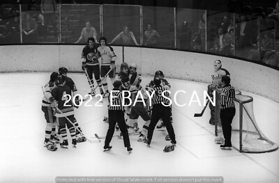 GARY HOWATT & BOB NYSTROM Fight GOLDEN SEALS 35mm B+W NEGATIVE NY ...