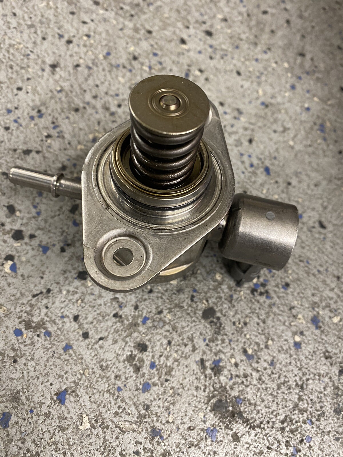 High Pressure Fuel Pump 0261520152 | eBay