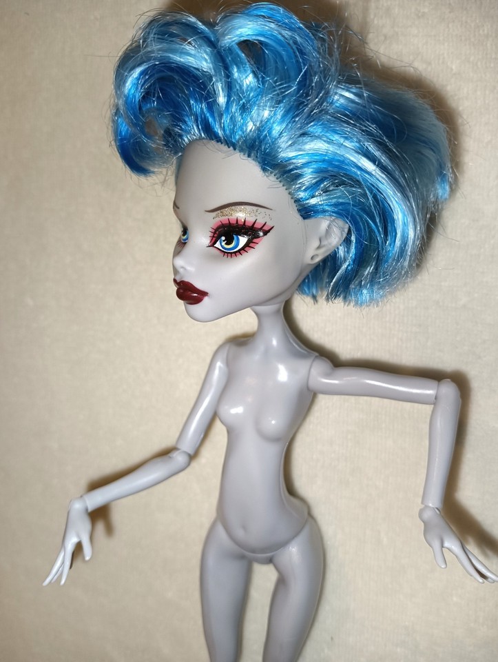 Monster High Ghoulia Yelps - Dawn Of The Dance. TOTALLY NUDE FOR OOAK ...
