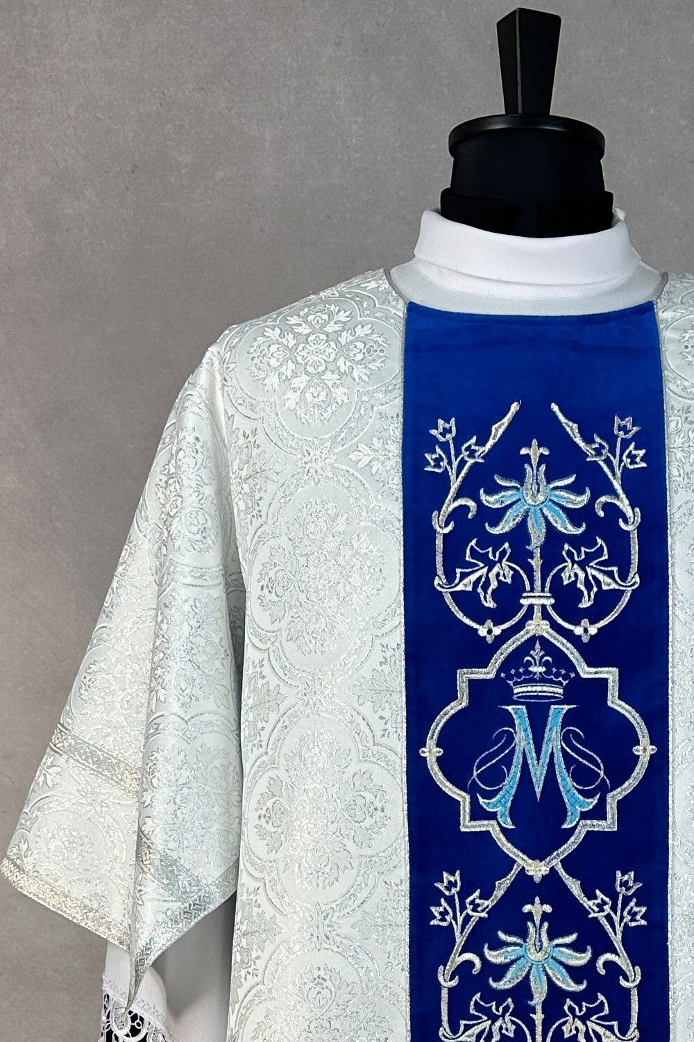 Roman style Marian Dalmatic with embroidery belts, brocade/velvet | eBay