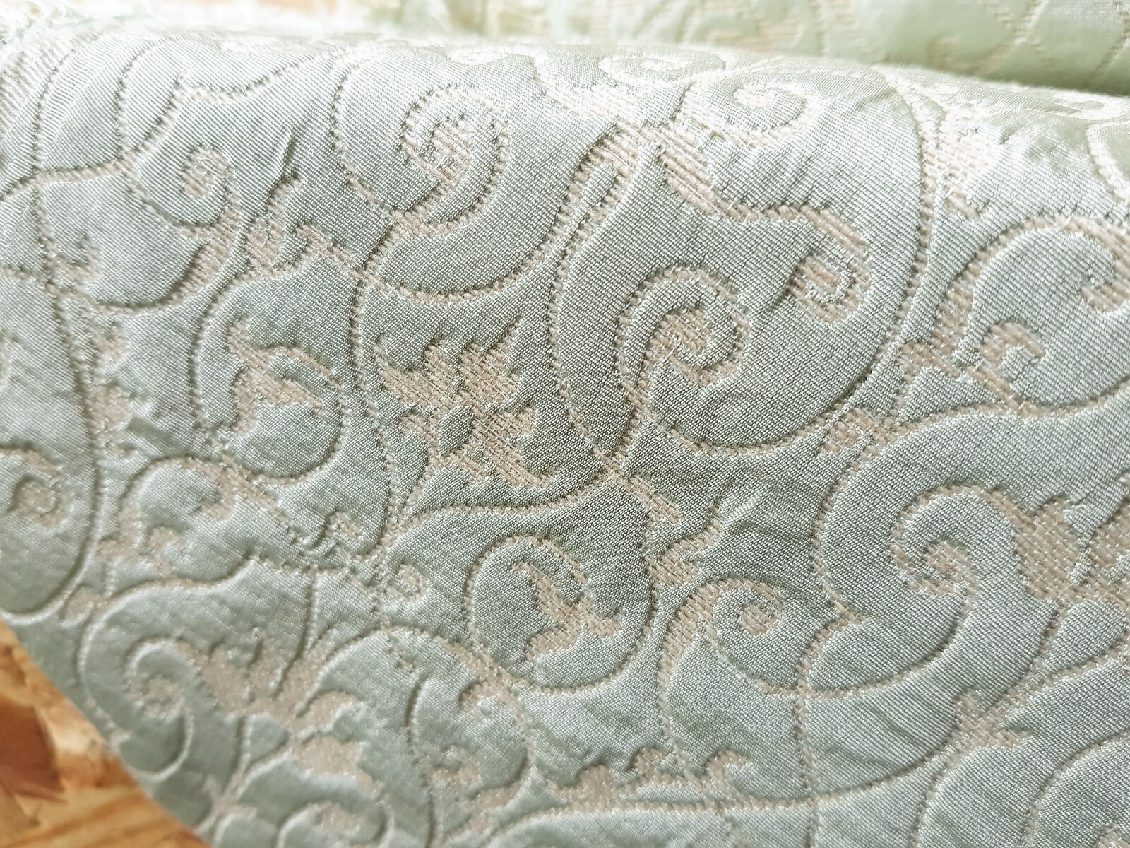 SCALAMANDRE SILK LIGHT GREEN LAMPAS UPHOLSTERY FABRIC REMNANT NEW | eBay