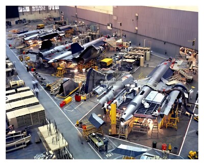 SECRET SR-71 BLACKBIRD LOCKHEED SKUNK WORKS CIA PROJECT 8X10 PHOTO | eBay