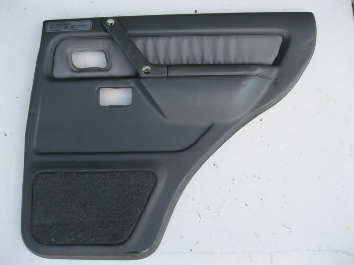 Mitsubishi Pajero V46 1994 Door Trim Rear RHS NH NJ NK J002 | eBay
