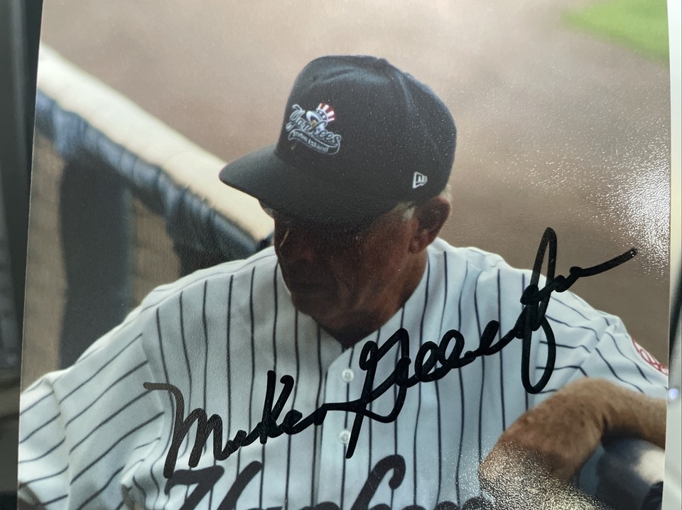 USC BB Coach, Staten Island Yankees Manager Mike Gillespie Signed 4x6 ...