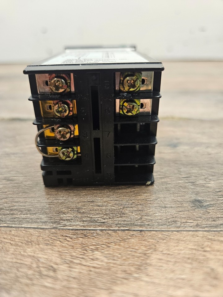 Omega Engineering DP371 P1C1 Tempurature Readout RTD input | eBay