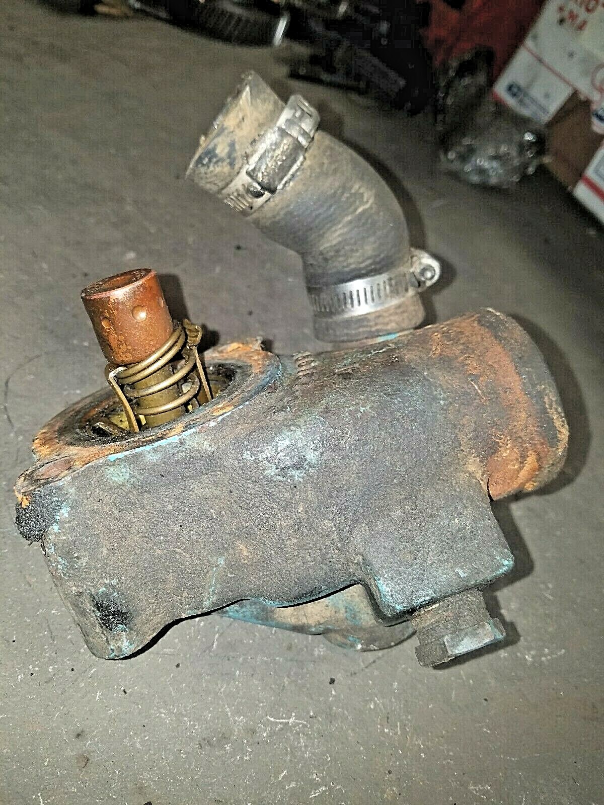 INTERNATIONAL DT466 WATER OUTLET 686757-02 | eBay