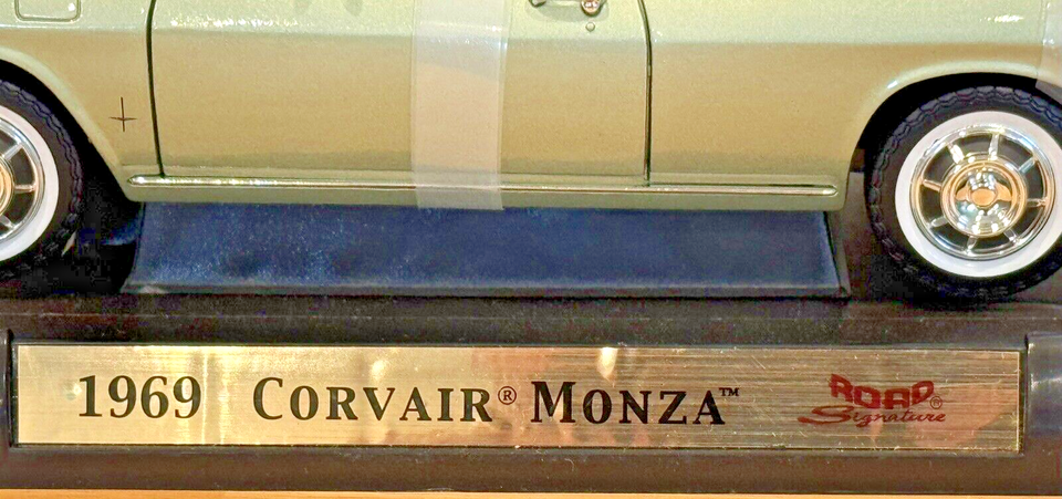 1969 CHEVROLET CONVAIR MONZA METALLIC GREEN CONVERTIBLE 1:18 DIECAST ...