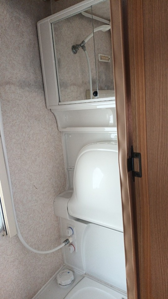 VW Motorhome NAV 4 Berth Campervan for hire Compass Navigator 310 5.3M ...