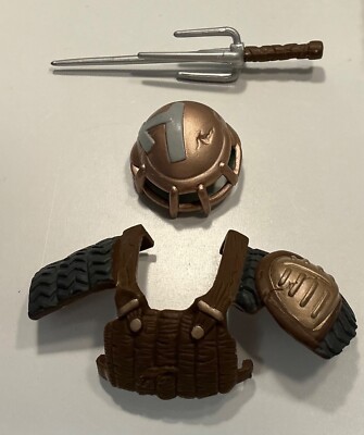 TMNT 2004 Fightin Gear Raphael Helmet & Extreme Sai Raph Head Gear ...