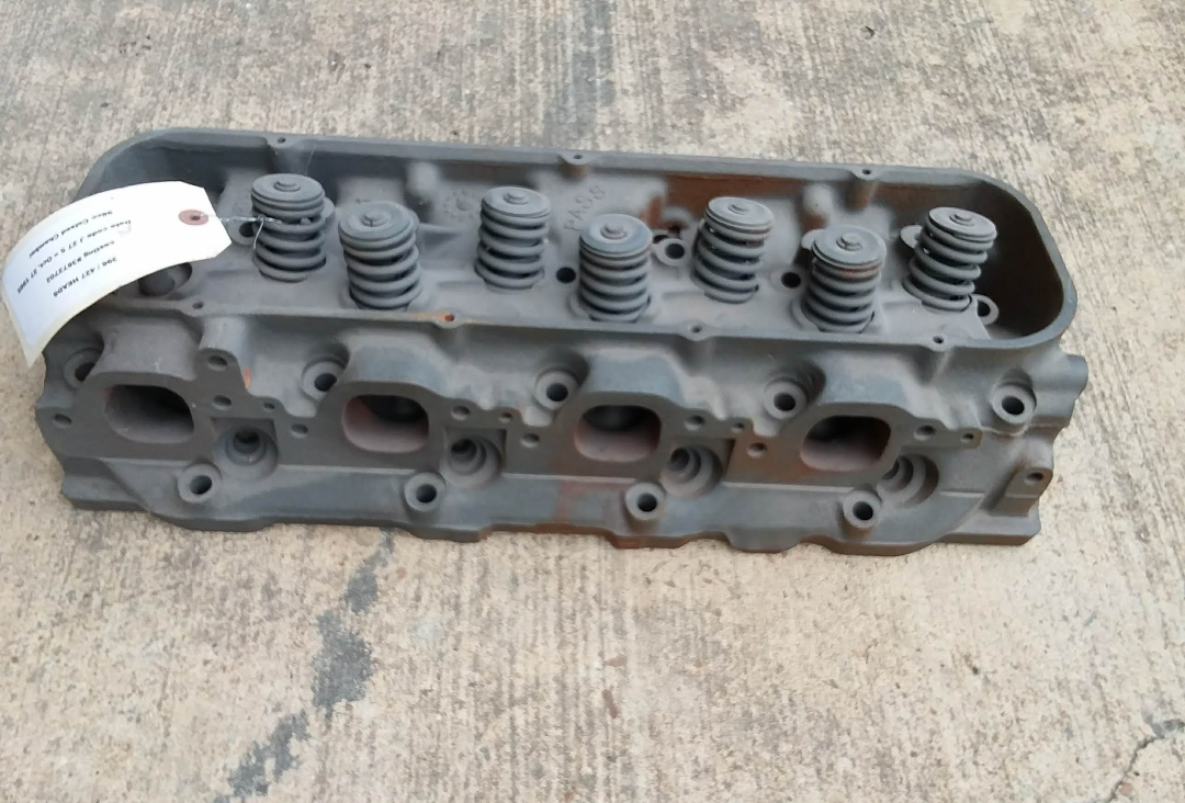 1 PAIR Big Block Chevy Large Oval Port Heads 3872702 396 427 TWO HEADS ...