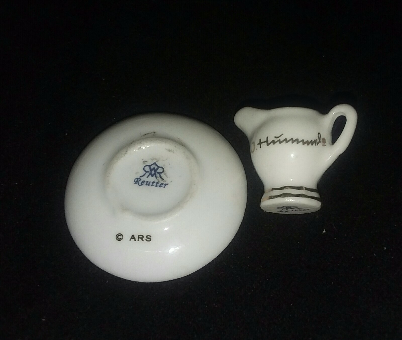 Miniature M J Hummel Tea Pot Set Umbrella Girl on pot 11 pieces ARS ...